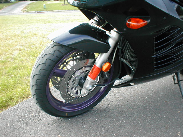 Archive 1994 Suzuki RF 900R Photo Gallery